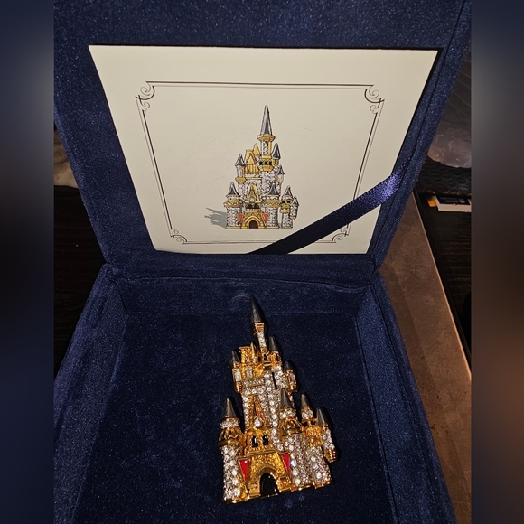 Swarovski | Jewelry | Swarovski The Art Of Disney Castle Broach Pin ...